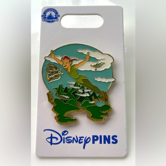 Disney | Accessories | Disney Peter Pan Flying Over Neverland Pin New ...
